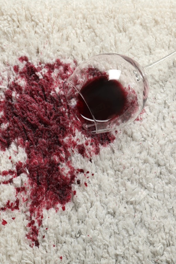 Step-by-Step Guide on How to Clean Red Wine Stains That ACTUALLY Work ...